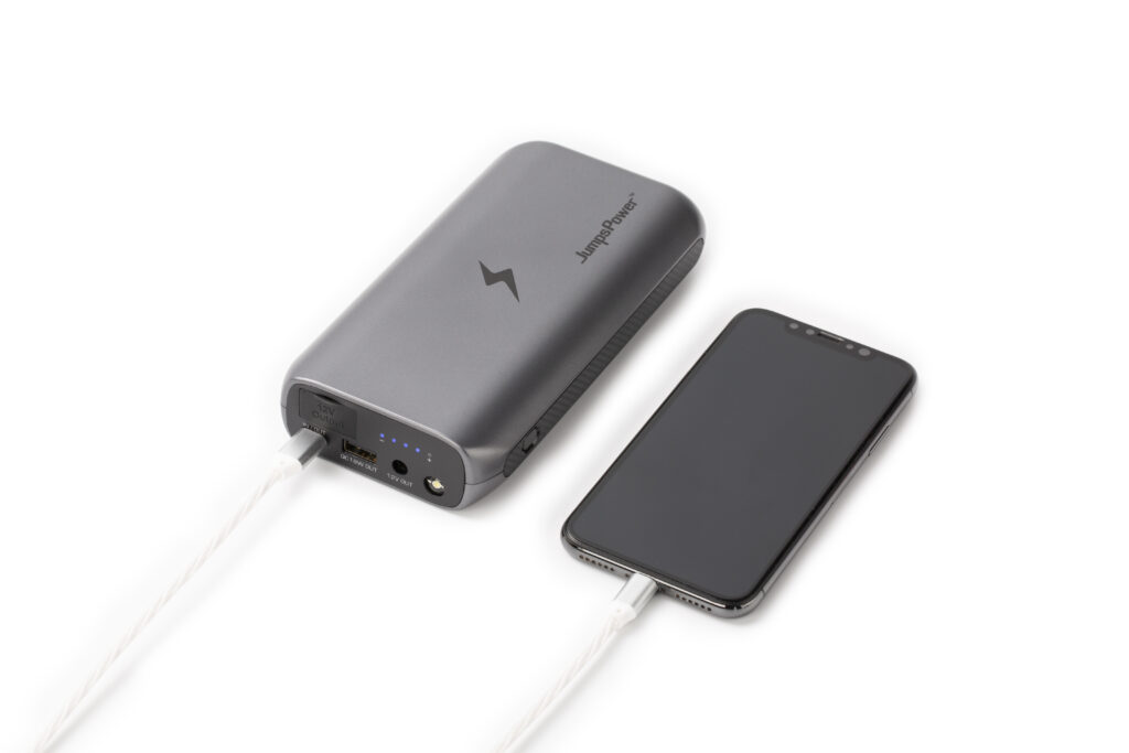 JumpsPower GTS – 2000A Jump Starter USB-C Powerbank PD45W QC18W ...